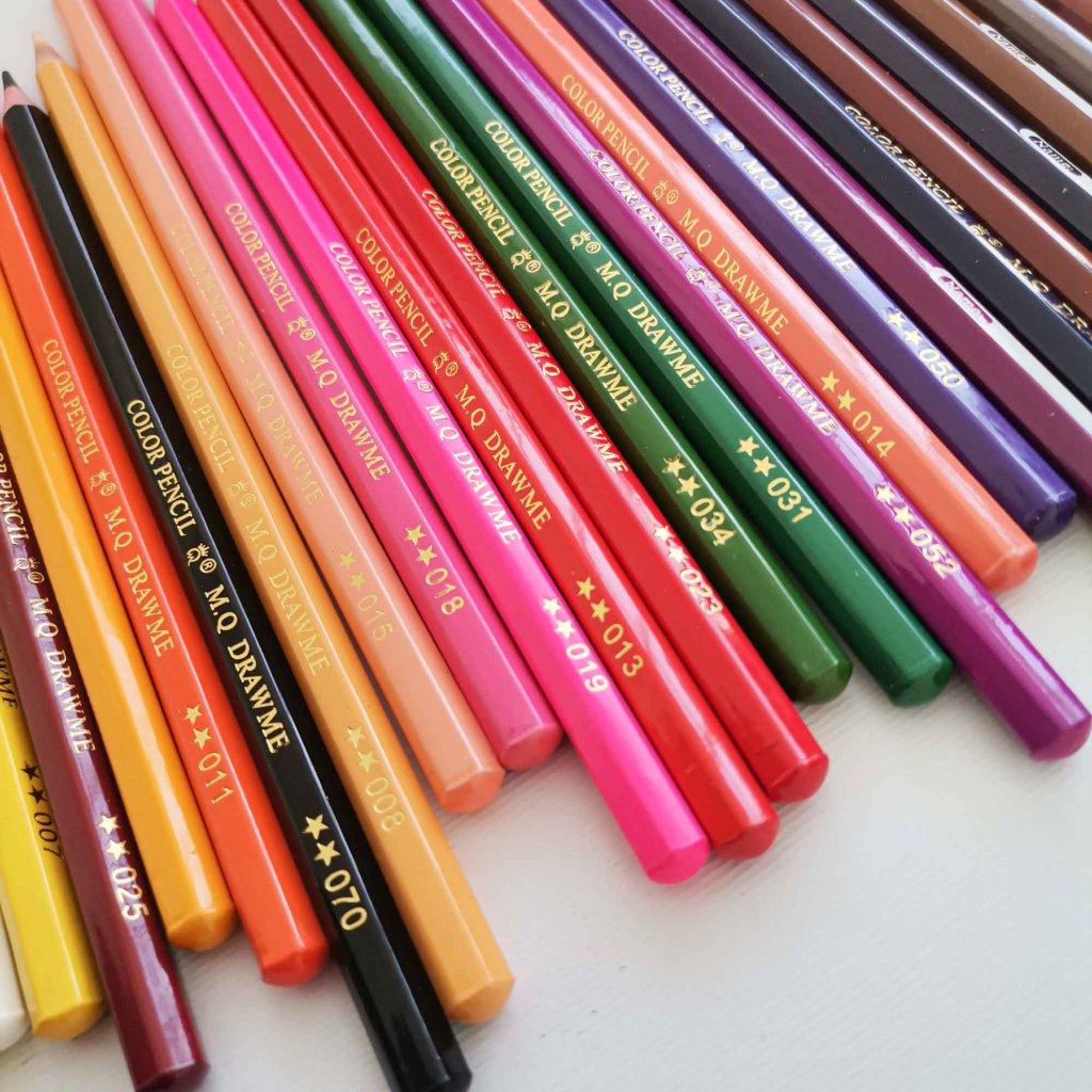 مداد رنگی ام کیو 36 رنگ جعبه مقوایی - قلمتراش